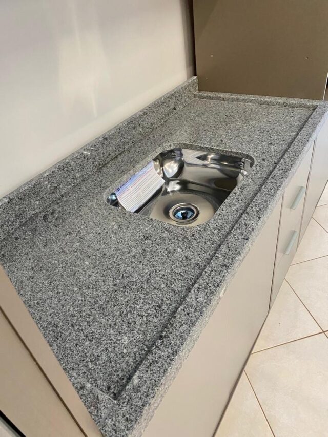 Pia 1,20m de Granito Cinza Castelo (1601) - Bella Casa de Realeza PR