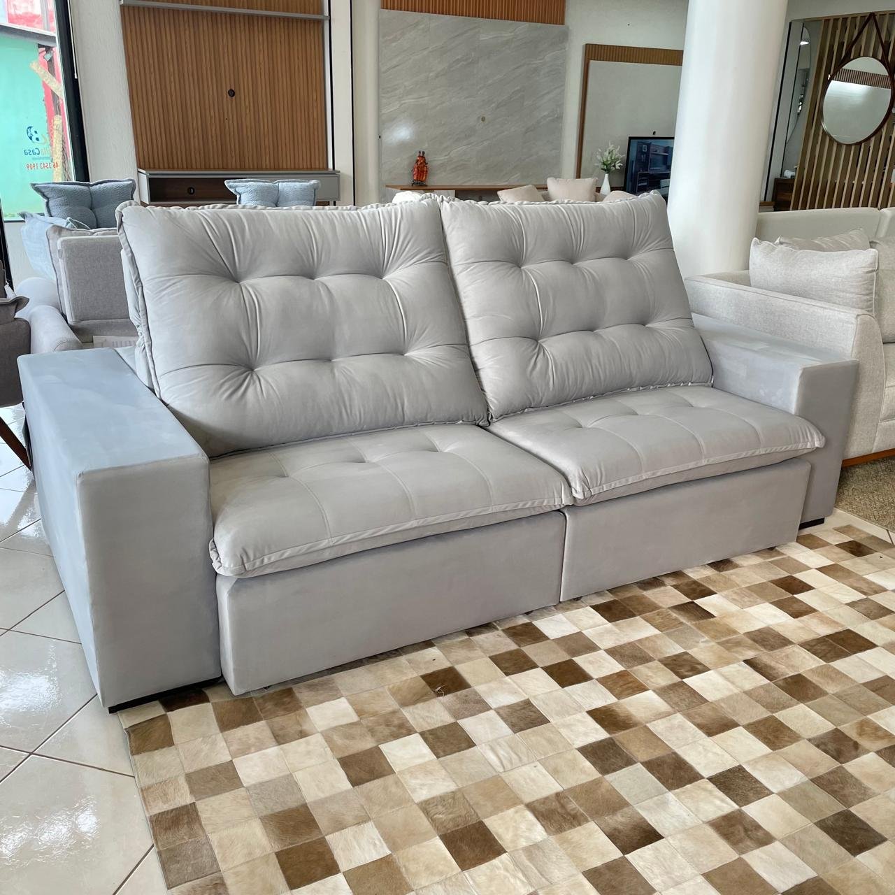 Sofa 2,44m Caribe em Veludo – Di Qualita (2783) - Bella Casa de Realeza PR